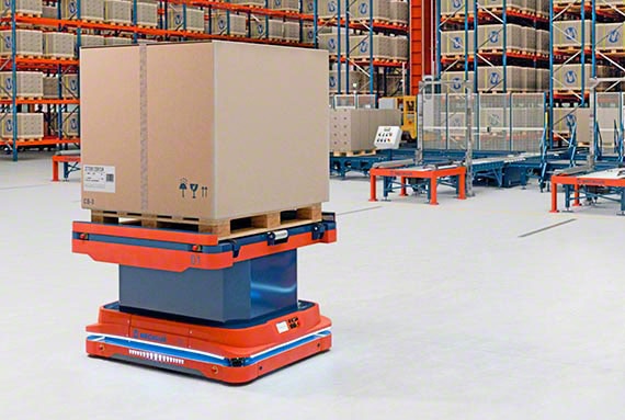 Autonomní mobilní roboty (AMR) - Mecalux.cz